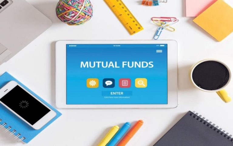 Best Platforms for Mutual Funds in india: Direct vs Through Stock Brokers